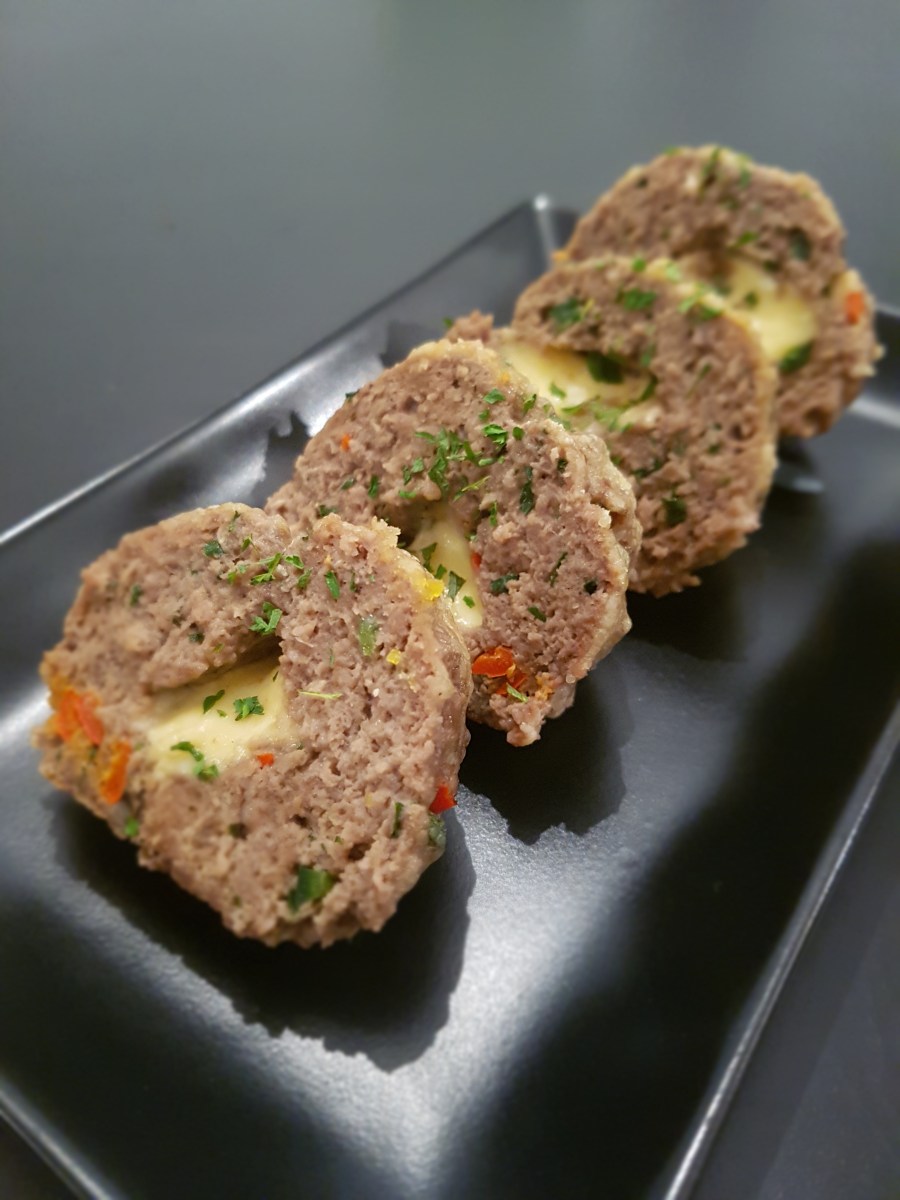 Cheesy heart meatballs – VfoodJourney